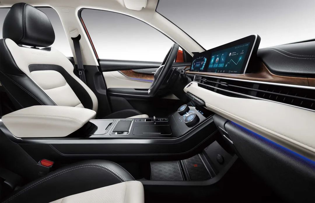 吾选车｜28岁，科技迷，细节控，星途LX与WEY VV5猜我选了谁？_搜狐汽车_搜狐网