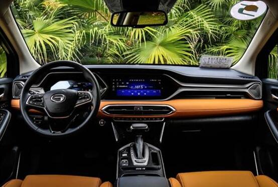 风格不同的两款SUV CS55PLUS和传祺GS4谁更适合你？_搜狐汽车_搜狐网