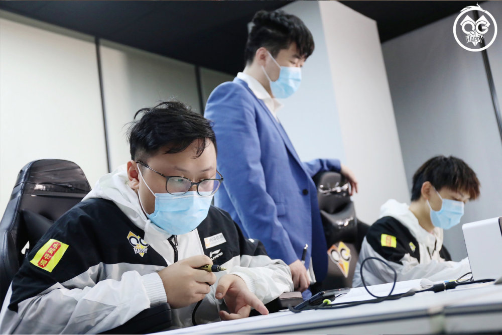 estar送QG4连败，QG上半年基本无了，Gemini对小九赞不绝口_QGhappy