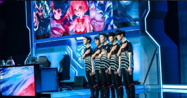 EDGM重回四保一时代，初晨露娜再现江湖，助阵EDGM零封hero久竞！_比赛