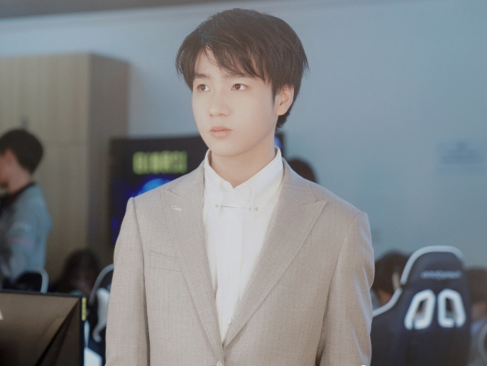 LetMe看老对手IG比赛，打IG不用BAN英雄，BAN个上单就好了！_TheShy