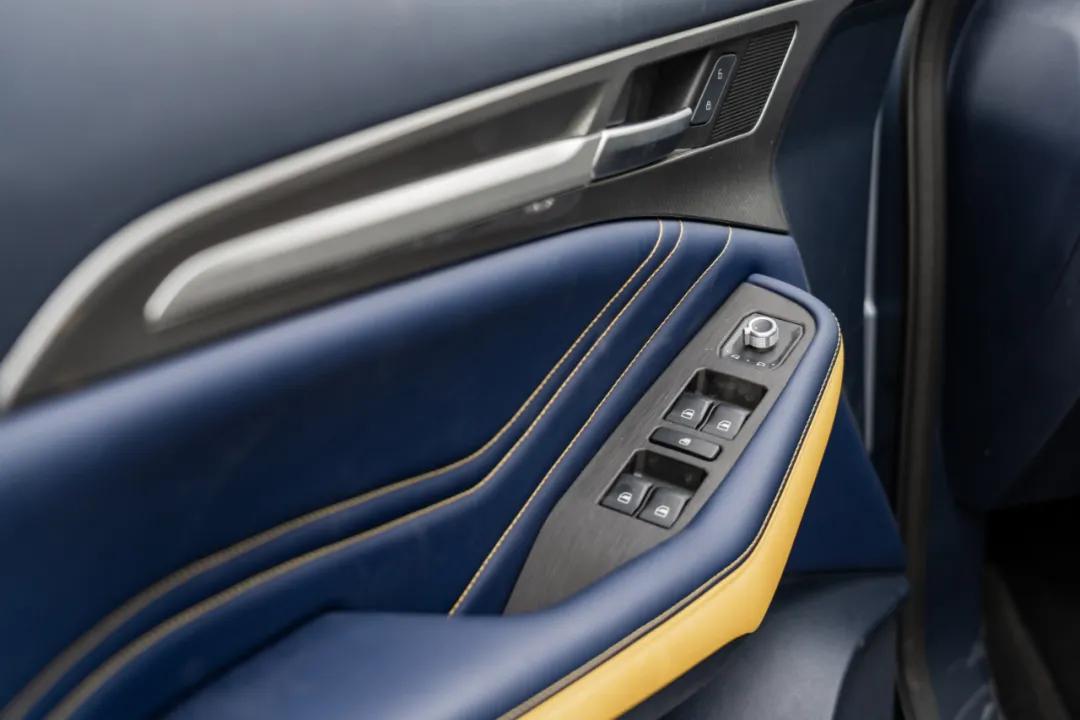 百公里加速6.6s，秒杀一众小钢炮的哈弗F7x性能版驾驶感如何？_搜狐汽车_搜狐网