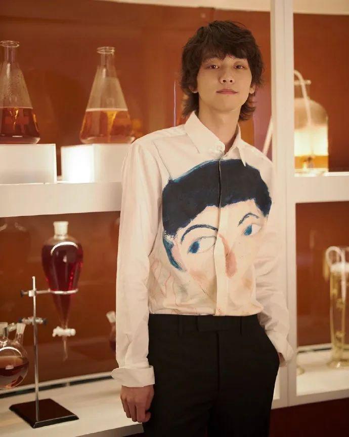 入坑国产插画师，这波不亏_孙佳艺