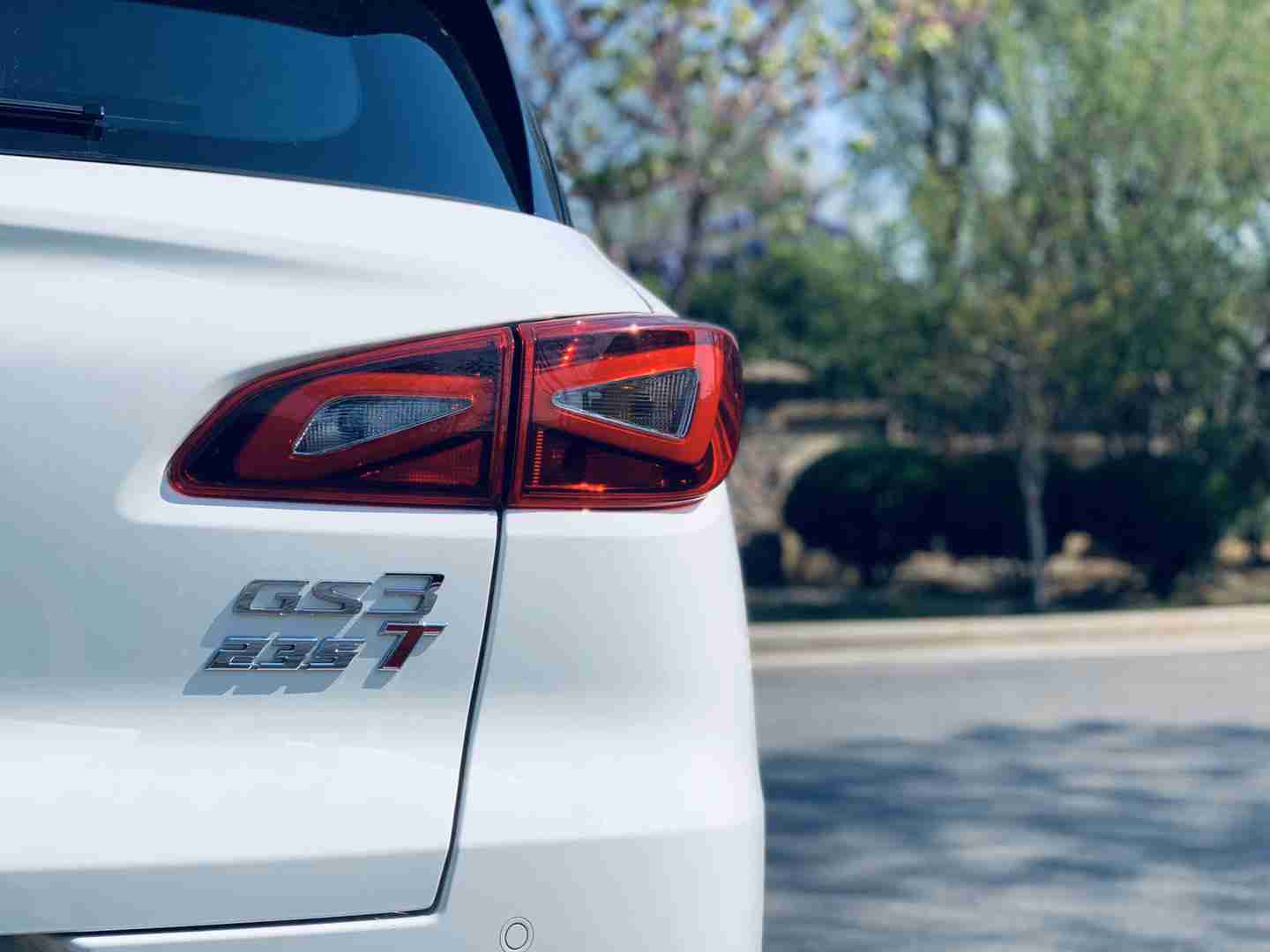 春暖花开好时节 苏老师试驾广汽传祺GS3_搜狐汽车_搜狐网