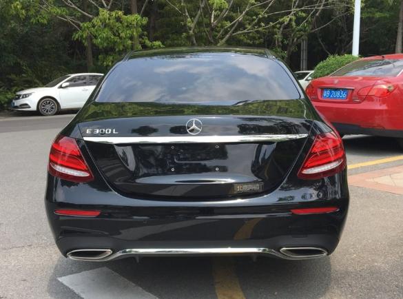 45万买到新奔驰E300L运动时尚，一个月后车主小哥却拿起了老虎钳_搜狐汽车_搜狐网