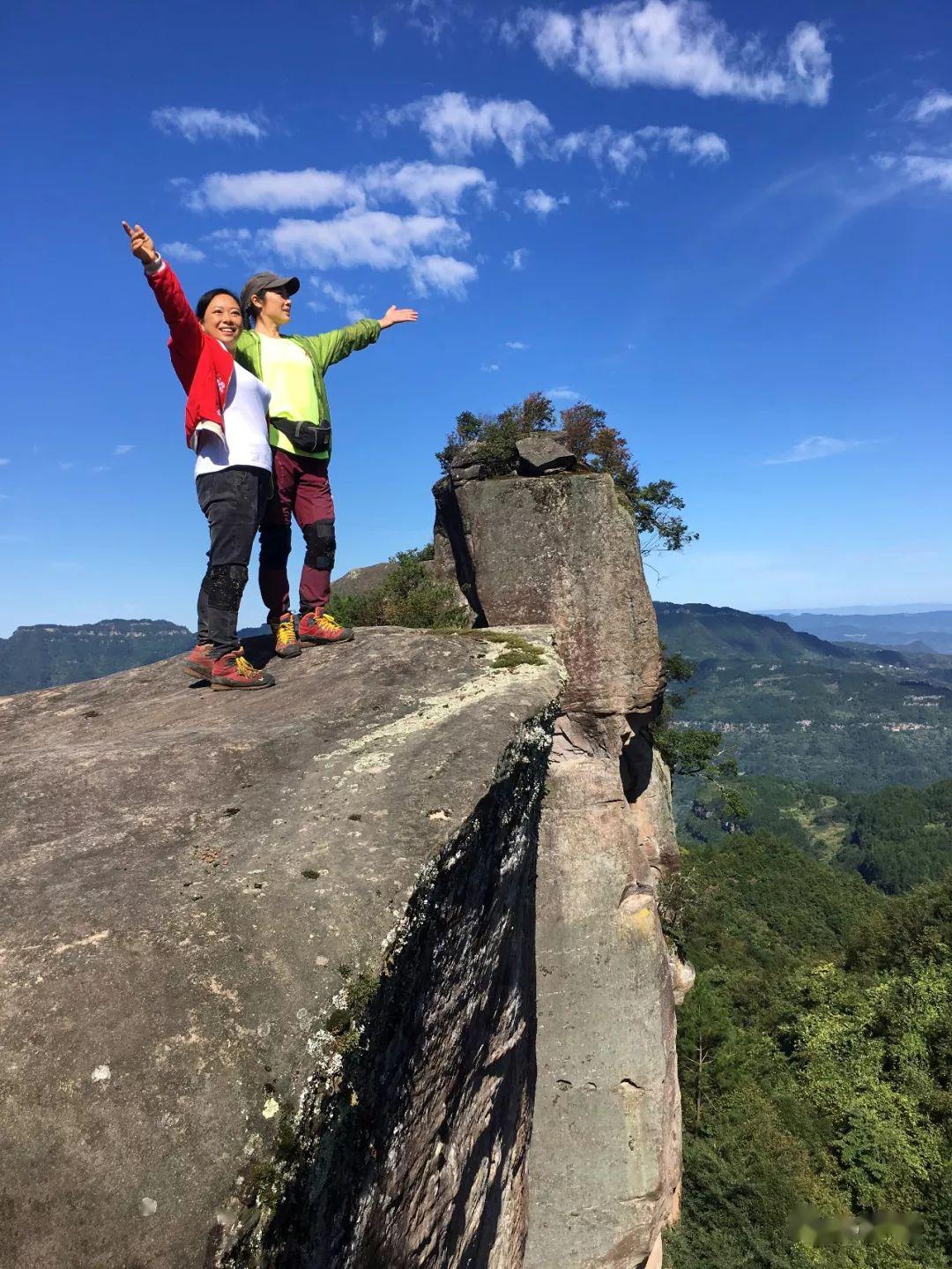 奇山之巅 鹰击长空（建南穿眼石 II）-搜狐大视野-搜狐新闻