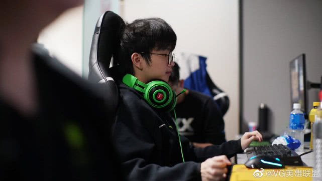 EDG不敌WE，VG成为了最受伤的人！阿布：对不起Iboy！_季后赛