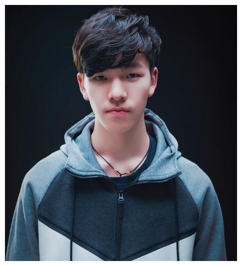 绝地求生PCL决赛：4AM14杀证明自我，SMG遭遇“光棍节”！_战队