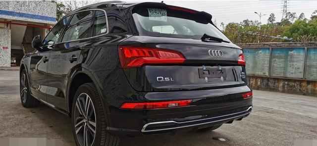 37.4万全款买奥迪Q5L，南方都市版，原厂自带R20轮毂和30色氛围灯_搜狐汽车_搜狐网