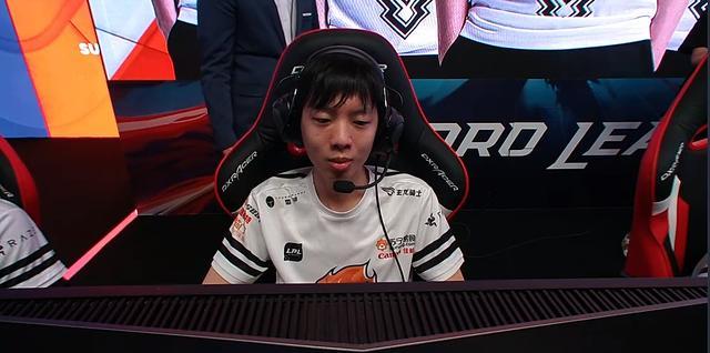 LPL再现无ADC阵容，SN首局放大招击败IG，smlz甘愿辅助_塞拉斯