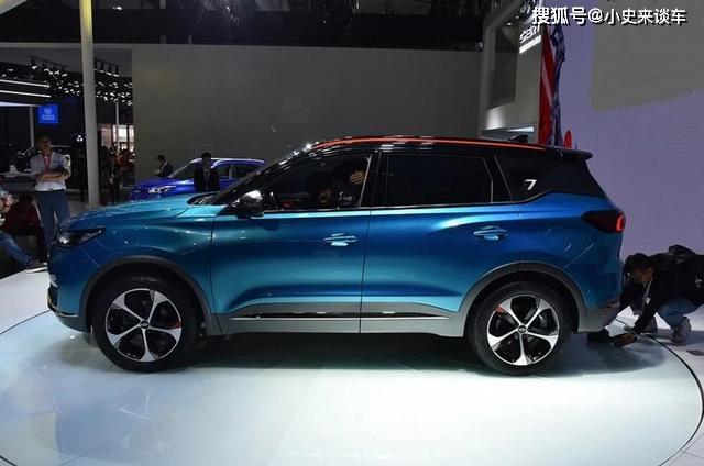 新款SUV亮相，外观炫酷！搭载1.5T+9CVT仅7.99万起，配三块液晶屏_搜狐汽车_搜狐网