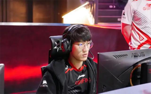 GRF不敌SB保级失败，野王Tarzan泪洒赛场令人动容_Chovy