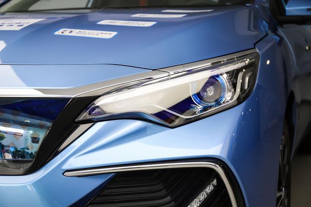 续航481km 补贴后13.78万元起 到店实拍启辰D60EV_搜狐汽车_搜狐网