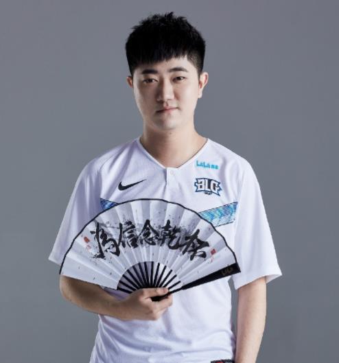 原来传言是真的！BLG发布正式官宣：jinjiao夏季赛转为辅助选手_金角