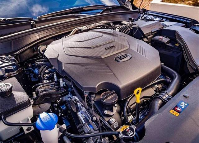 新款起亚K7细节曝光！5米长气场不输A6L，配V6+8AT，或不足20万起_搜狐汽车_搜狐网