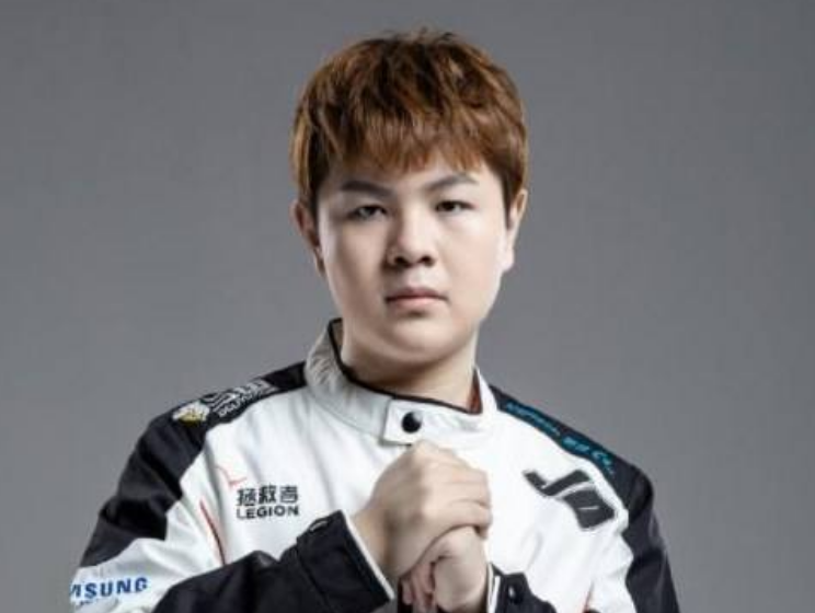 LPL职业选手身价排行曝光，阿水不如Lwx，theshy第二，第一很稳_生活