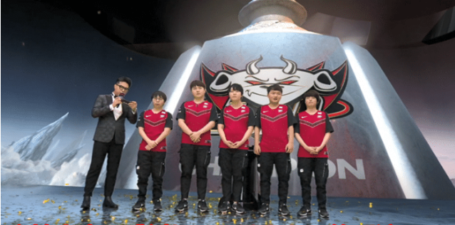 LPL选手人气榜迎巨变：uzi首次掉到第二，IG宝蓝排名却让人难懂！_大战队