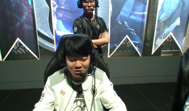 IG再战PVB，宝蓝魅惑立功，宁王大龙直逼高地，越南队在BP就输了_rookie