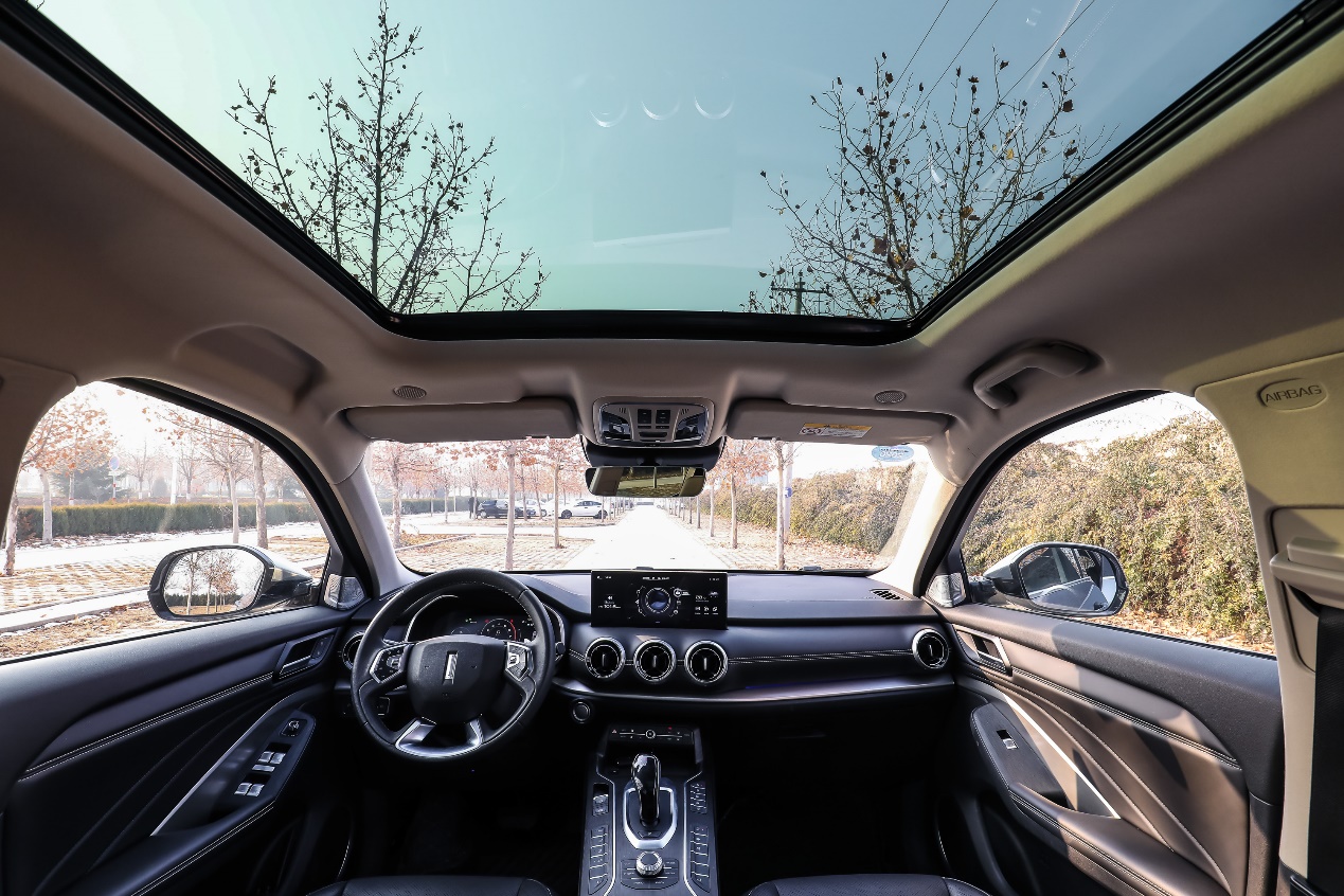 车规级CN95空滤+自动驾驶，WEY VV6堪称自驾“神车”！_搜狐汽车_搜狐网