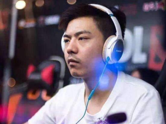 DOTA2：pis被爆将组队参加TI9海选，你怎么看待老选手的这种行为_训练