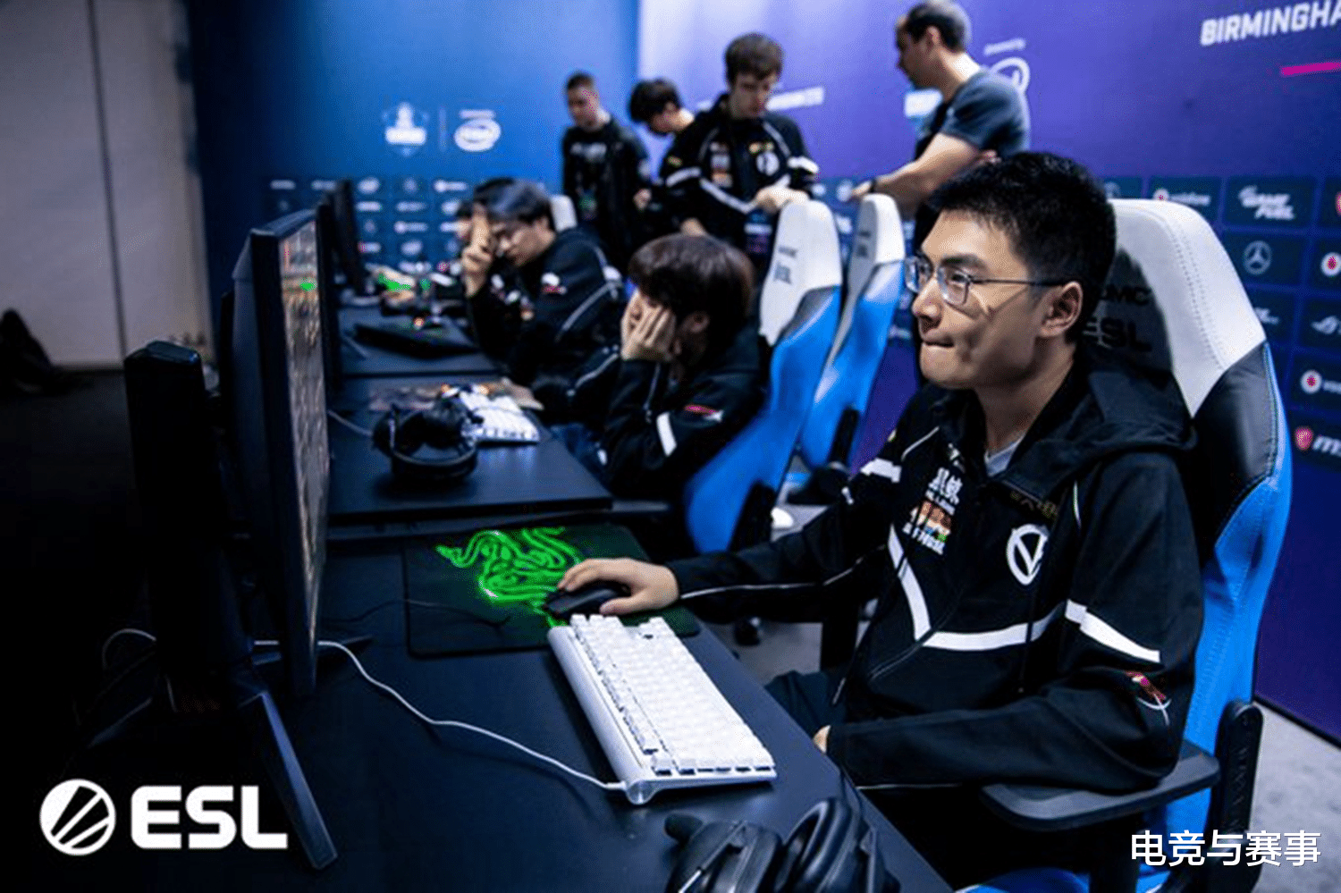 DOTA2：查理斯重回三号位？助VG结束对阵LGD不胜尴尬纪录_比赛