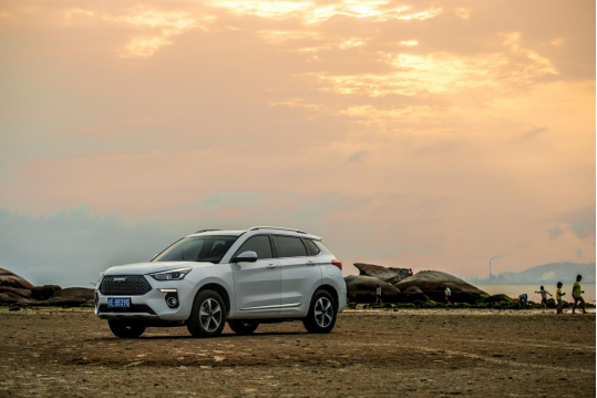 10万级SUV最强“C位”之争 新哈弗H6 Coupe完胜传祺GS4_搜狐汽车_搜狐网