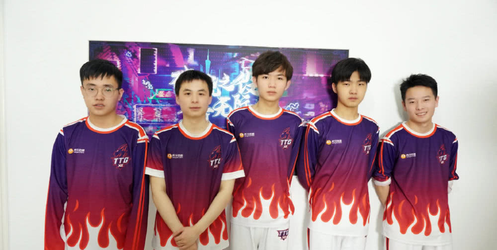 5月13日KPL比赛预告：VG季后赛渐行渐远 新QG或将反向“砸缸”_轮换