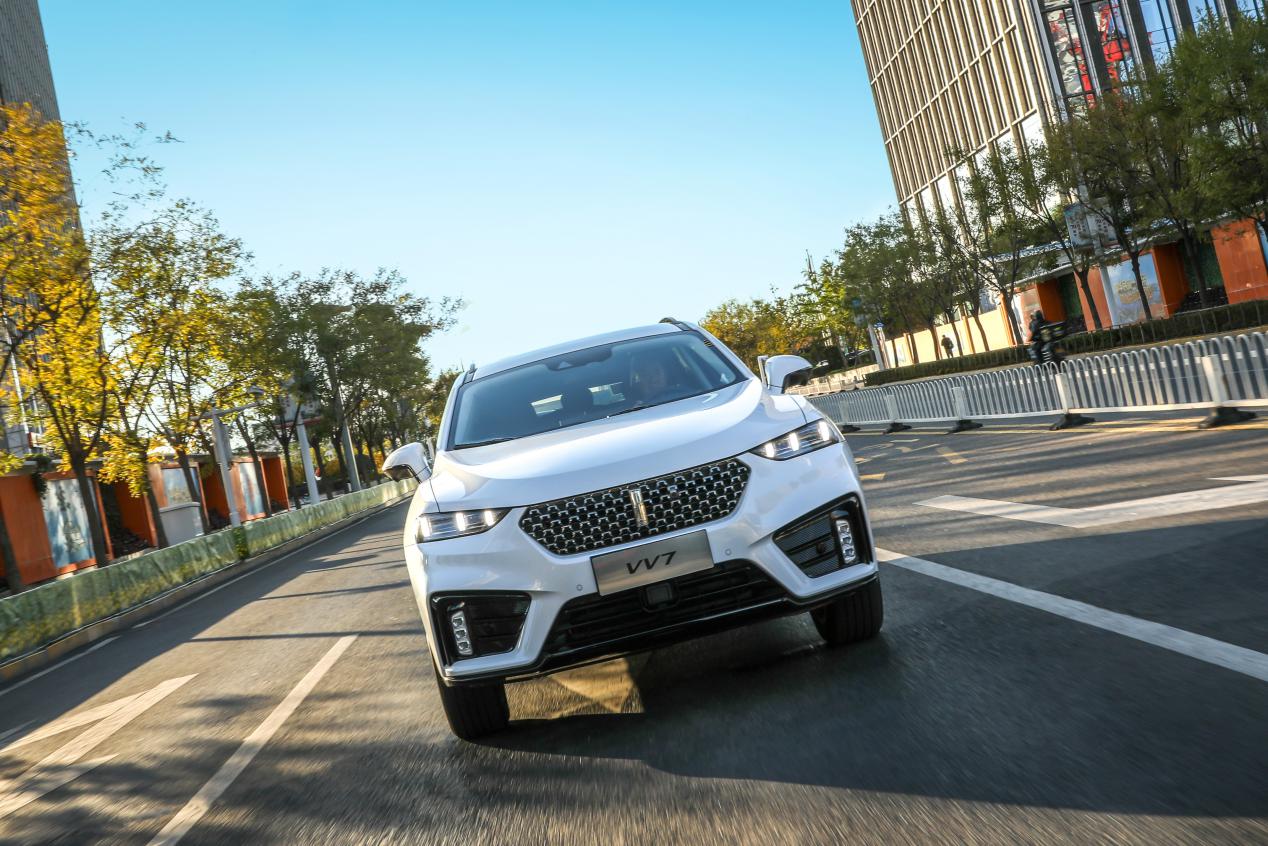 上市3年的WEY VV7，凭什么收获10万+用户信赖？这一点是关键_搜狐汽车_搜狐网