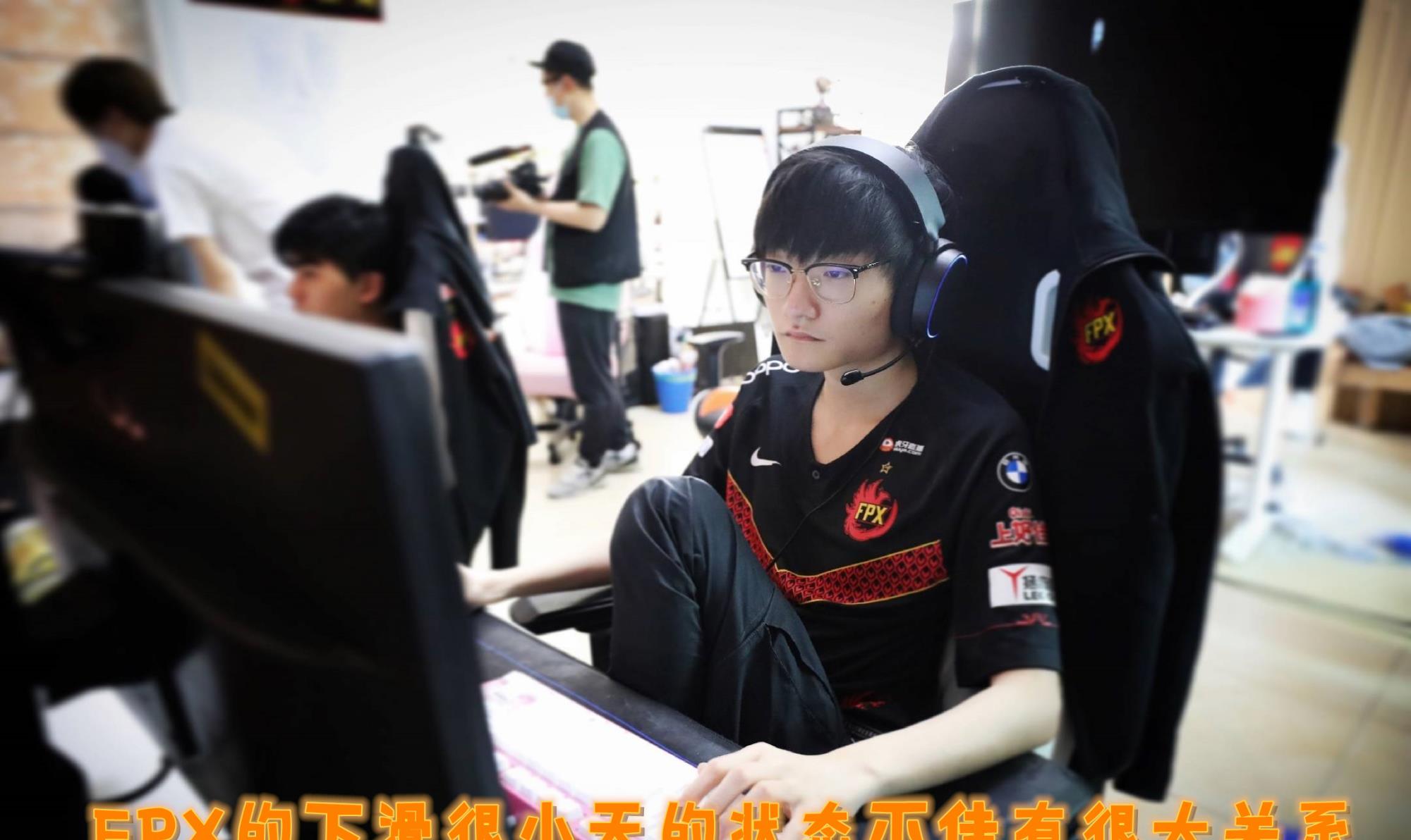 LOL：EPSN评出四套最强阵容，7位LPL选手入选，Uzi和LvMao落选_Teddy