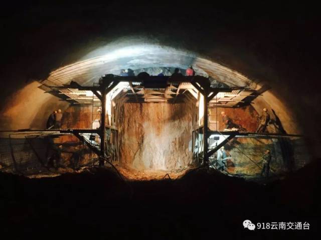 隧道掌子面指的是哪里 什么是隧道掌子面 掌子面的示意图 大山谷图库