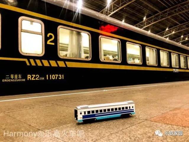 25Z型客车_17坐客车 - 随意云