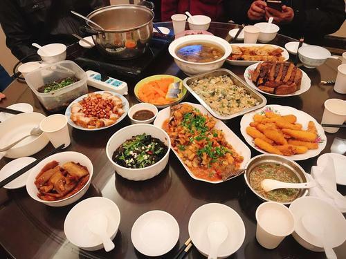 职场饭局坚持三去三不去，你的职场路会越来越宽，否则会很难常去