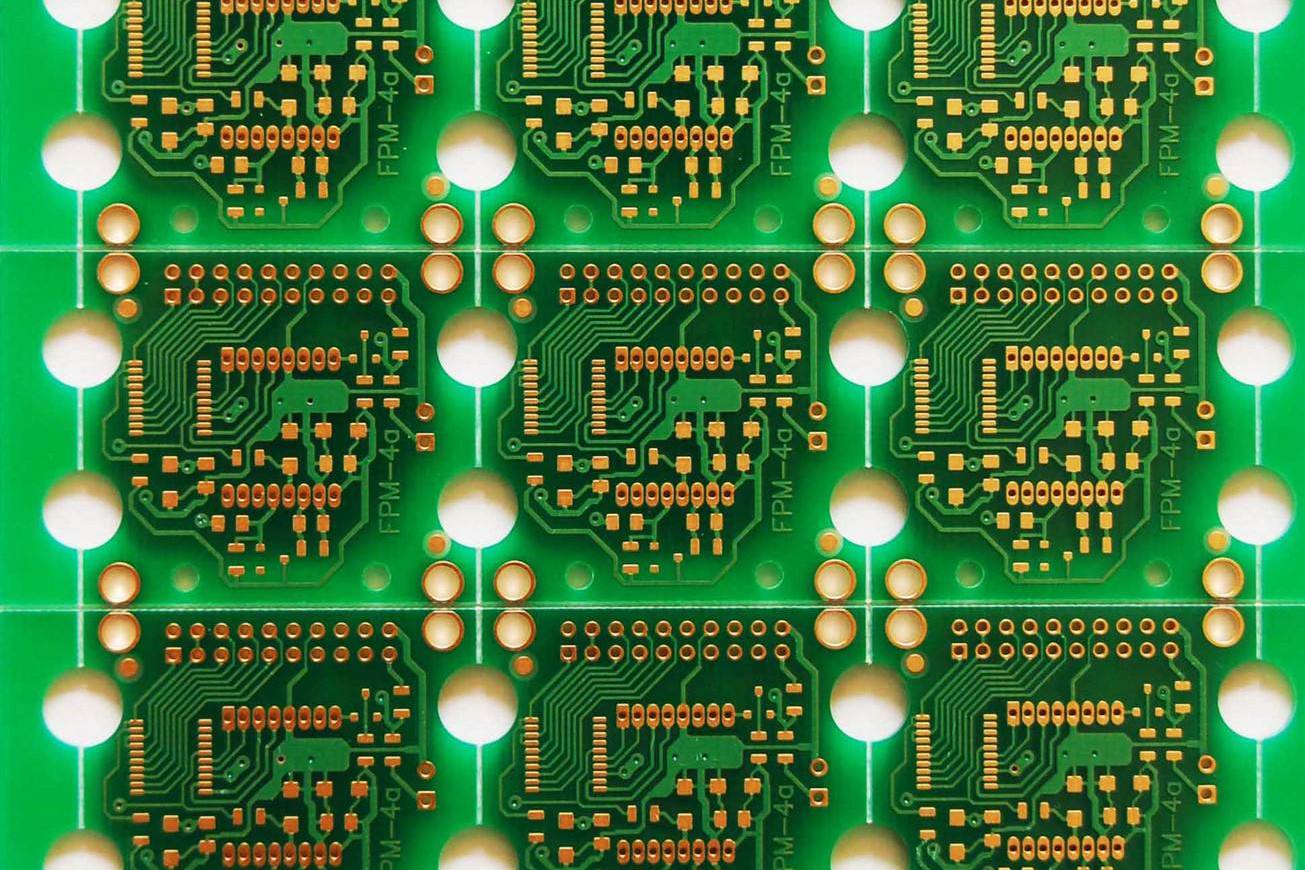 与SMT设备一起使用的软件：PCB制造中的关键部分_组装