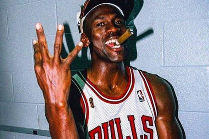 乔丹万众瞩目的回归战靴：AJ10，全世界的球迷，为之沸腾！_Tinker