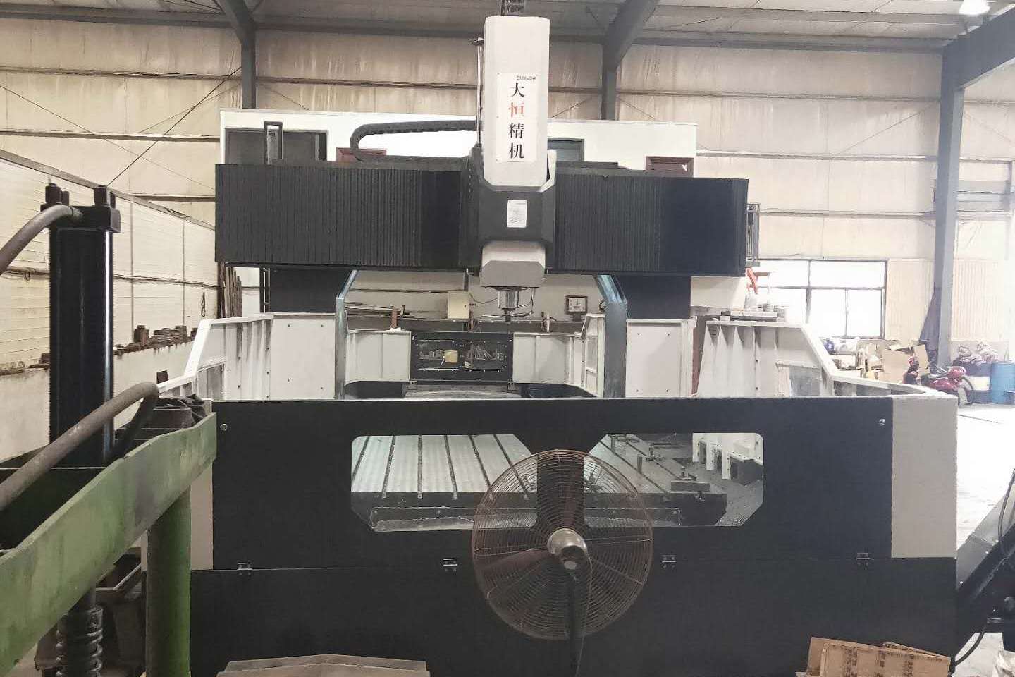 数控龙门加工中心选购时的注意事项_产品