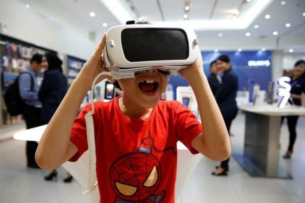 VR体验店加盟怎么赚钱？_经营