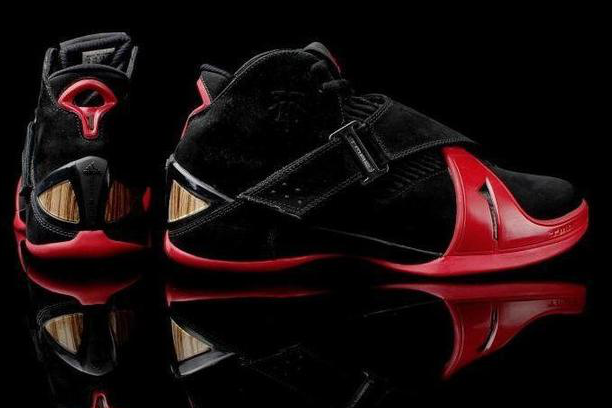 T-mac 4，阿迪达斯会为球迷们复刻这么一双经典战靴吗？_麦迪