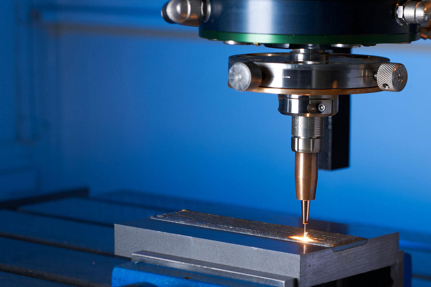 钛业资讯|巨浪集团推LMD激光金属沉积3D打印机，同时支持金属丝和粉末_制造