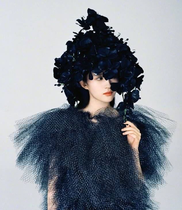 刘亦菲新封面美翻了, 粉丝集体抱头尖叫!-搜狐大视野-搜狐新闻