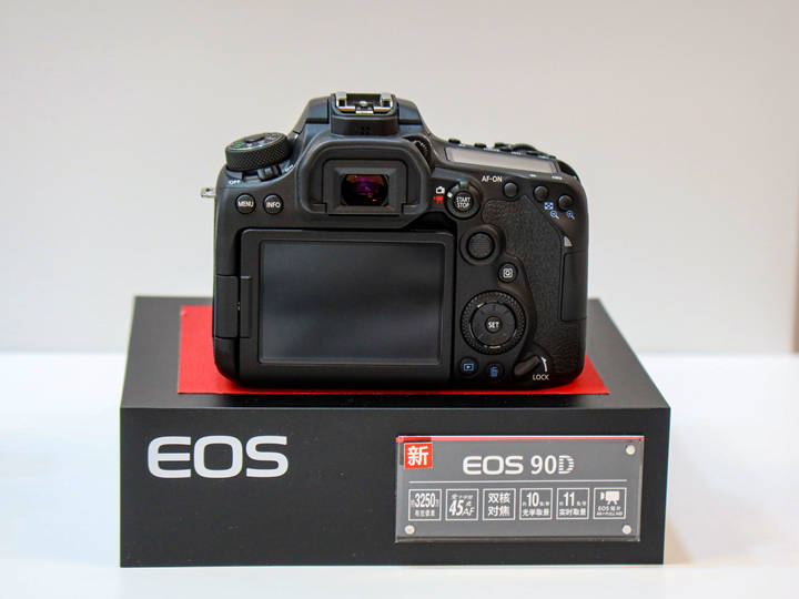 佳能发布EOS 90D 全面升级售价7649元-搜狐大视野-搜狐新闻
