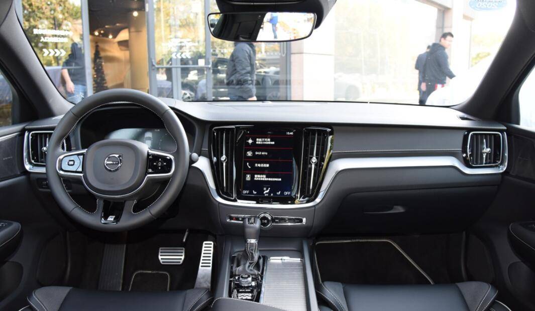 4天后沃尔沃S60上市，入门250匹+8AT，比3系更出色-搜狐大视野-搜狐新闻