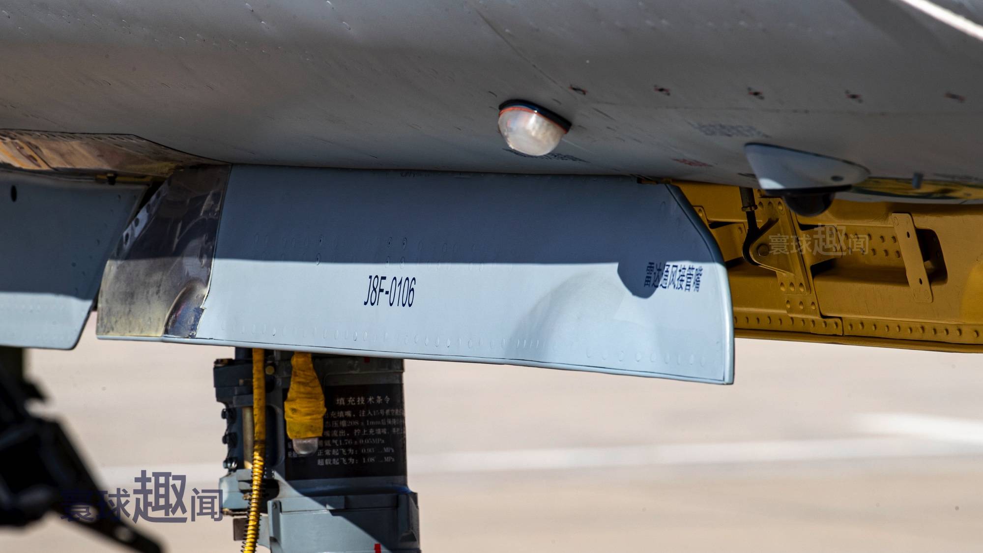 歼-8F高清组图，国产经典高空高速截击机，来自沈飞的空中美男子-搜狐大视野-搜狐新闻