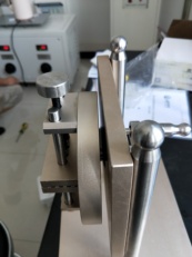 GB2099.1-2008图13标准插头横向应力测试分析-搜狐大视野-搜狐新闻