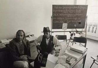 Joseph Beuys约瑟夫·博伊斯 | 与狼共处-搜狐大视野-搜狐新闻