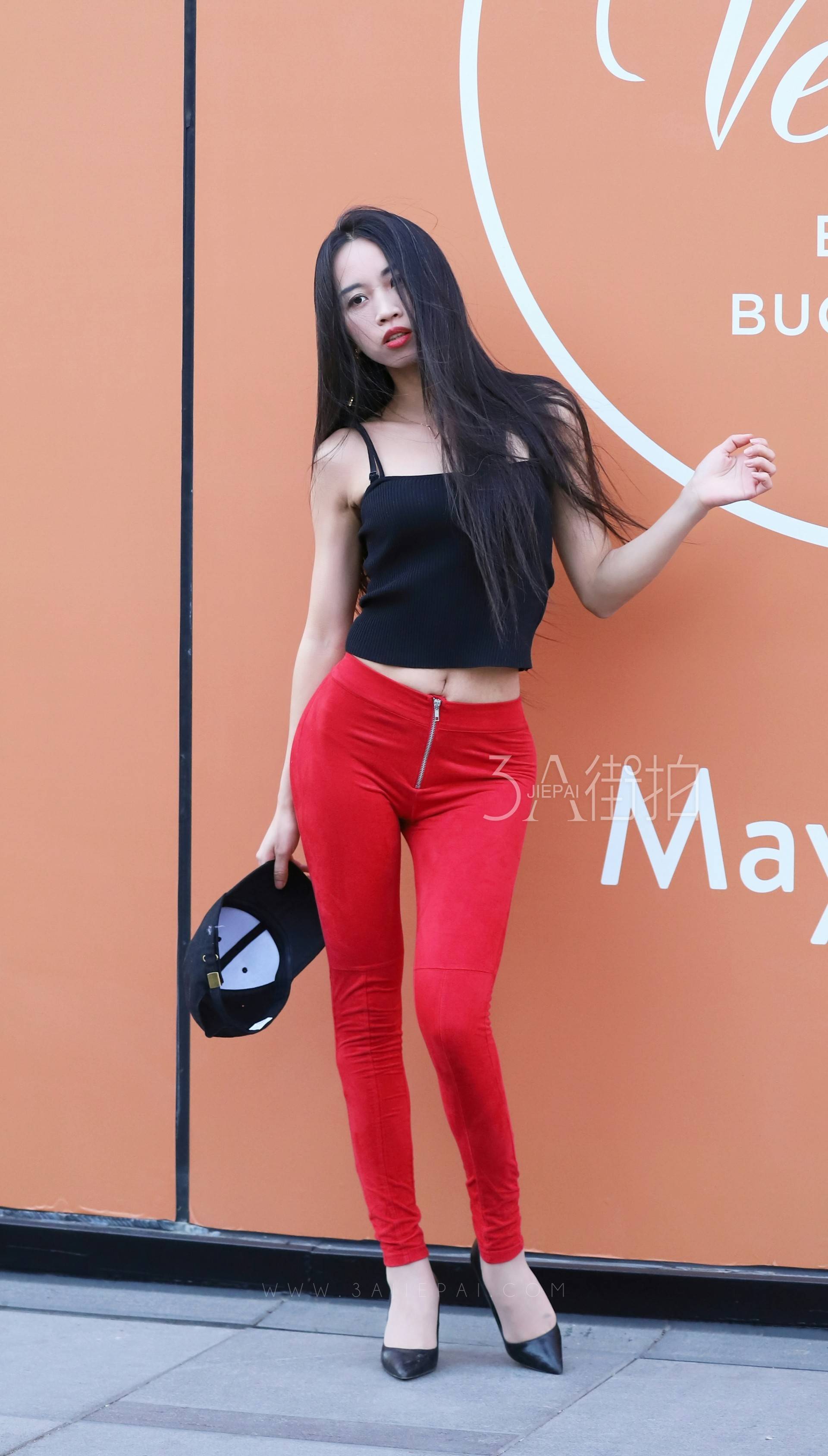 搭配好才能博出位，小姐姐教你红色裤子拒绝俗气感-搜狐大视野-搜狐新闻