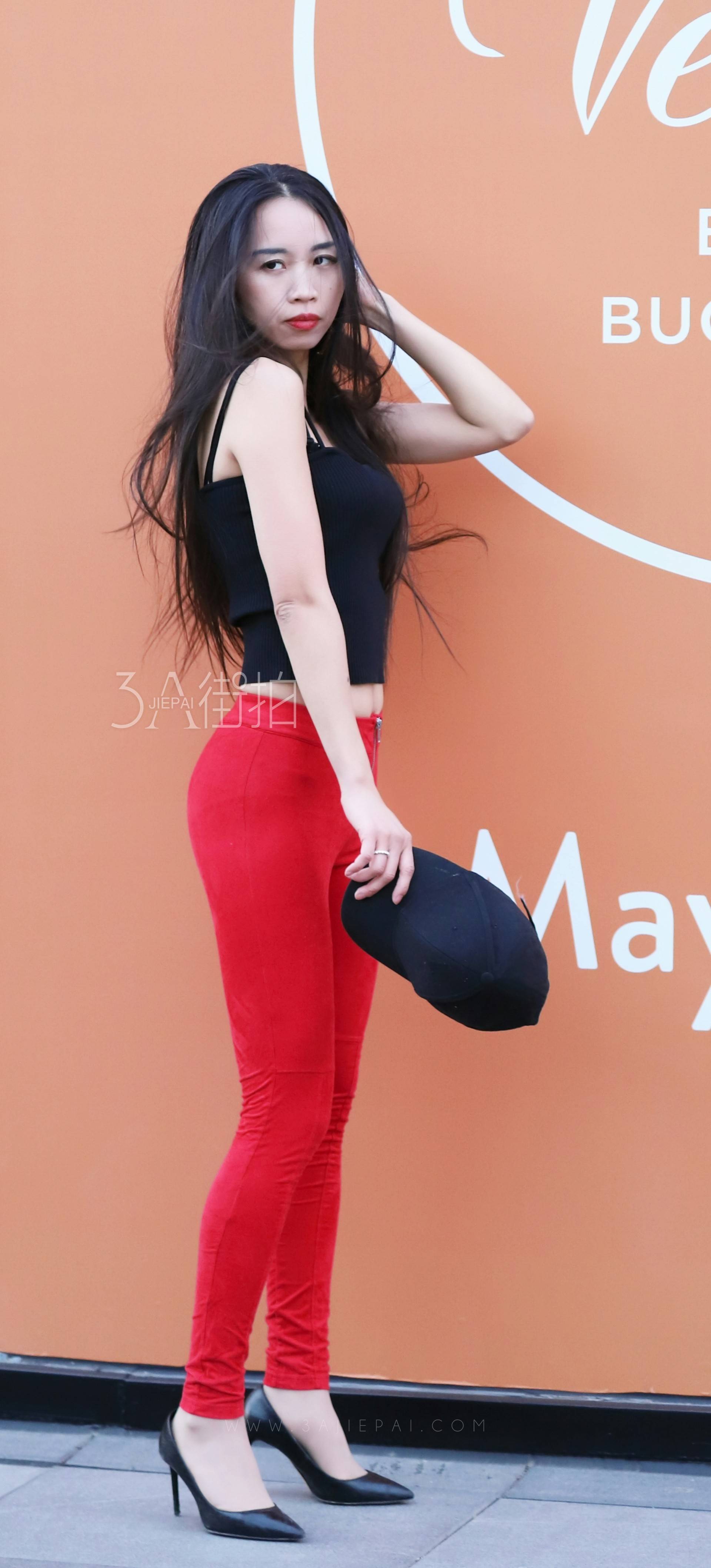 搭配好才能博出位，小姐姐教你红色裤子拒绝俗气感-搜狐大视野-搜狐新闻