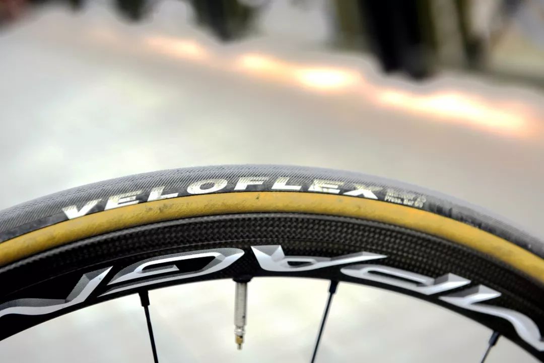 测试精选|无懈可击的黄边胎 Veloflex Master_搜狐汽车_搜狐网