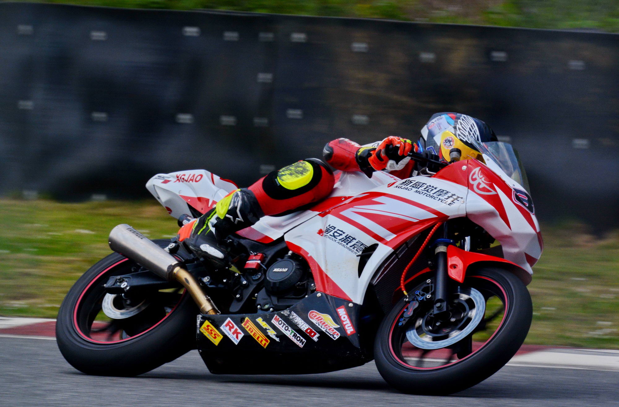 CSBK 暨 CRRC 贵阳站：渝安新感觉车队-搜狐大视野-搜狐新闻