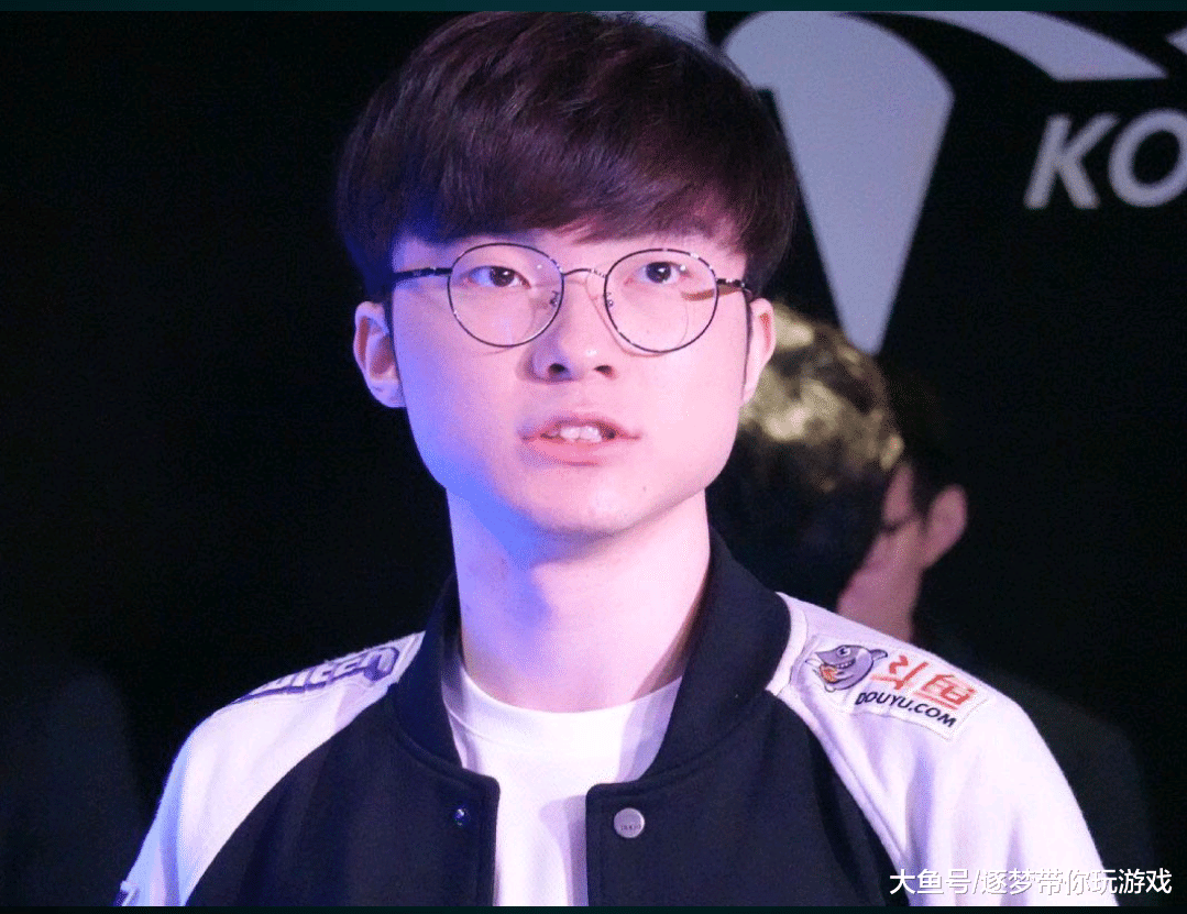 英雄联盟: faker卷土重来，海报c位出道，依然是牌面？_msl