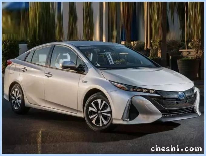 18万元起售 丰田全新普锐斯实车曝光！_搜狐汽车_搜狐网